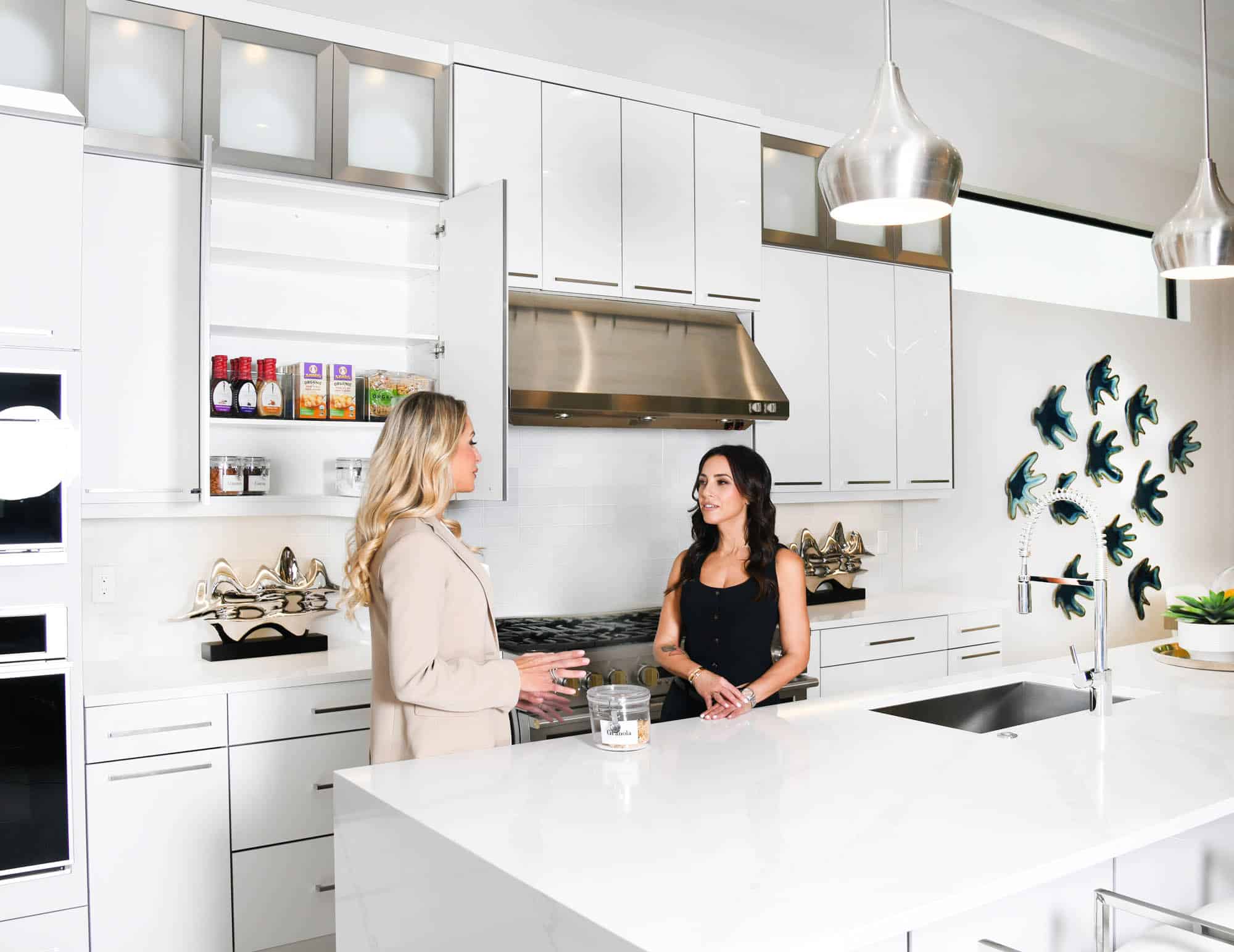 Luxury Kitchen Organization: A Step-by-Step Guide to Creating an ...